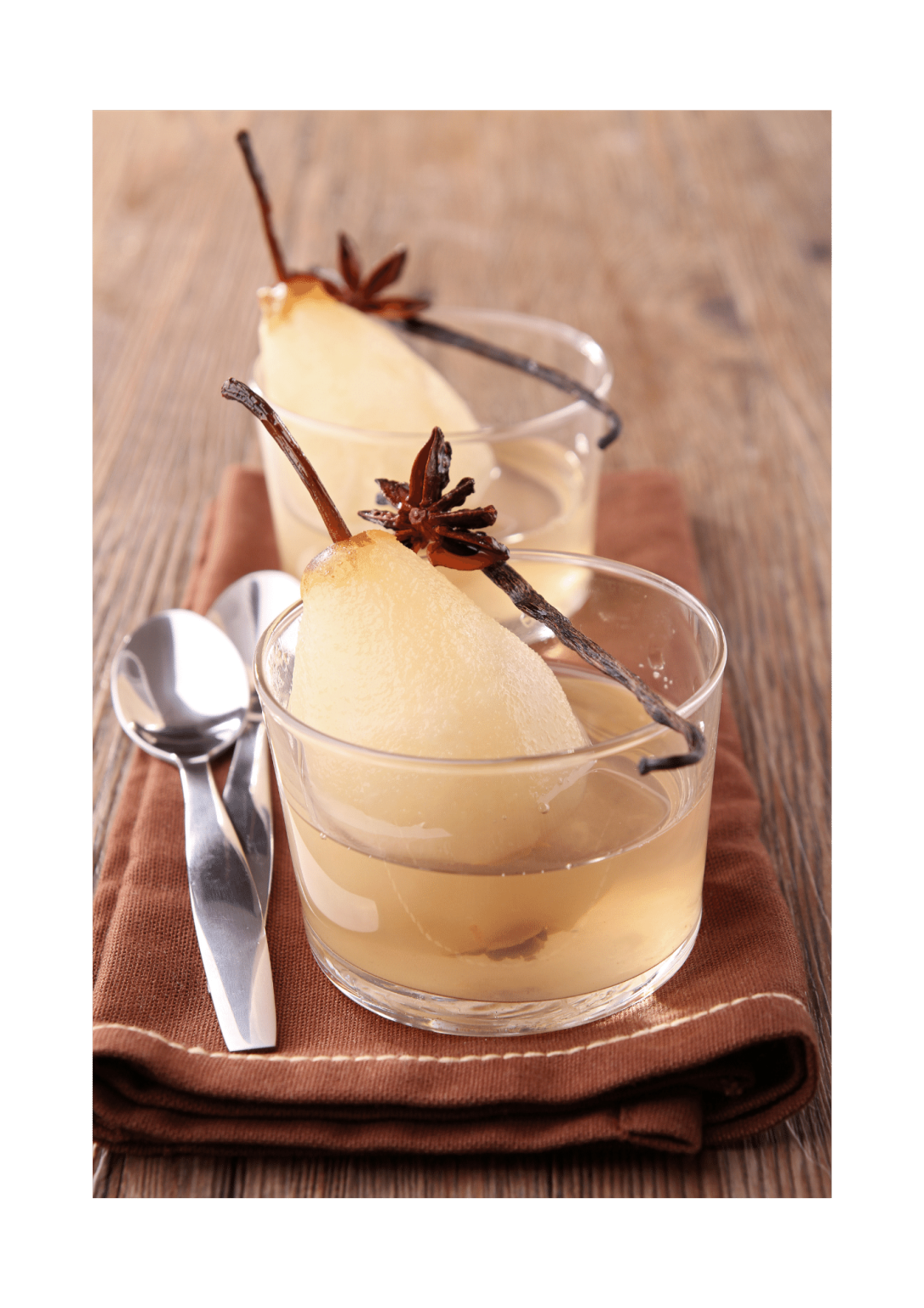 Poires pochées au sirop d'airelles - ISIS DIABÈTE